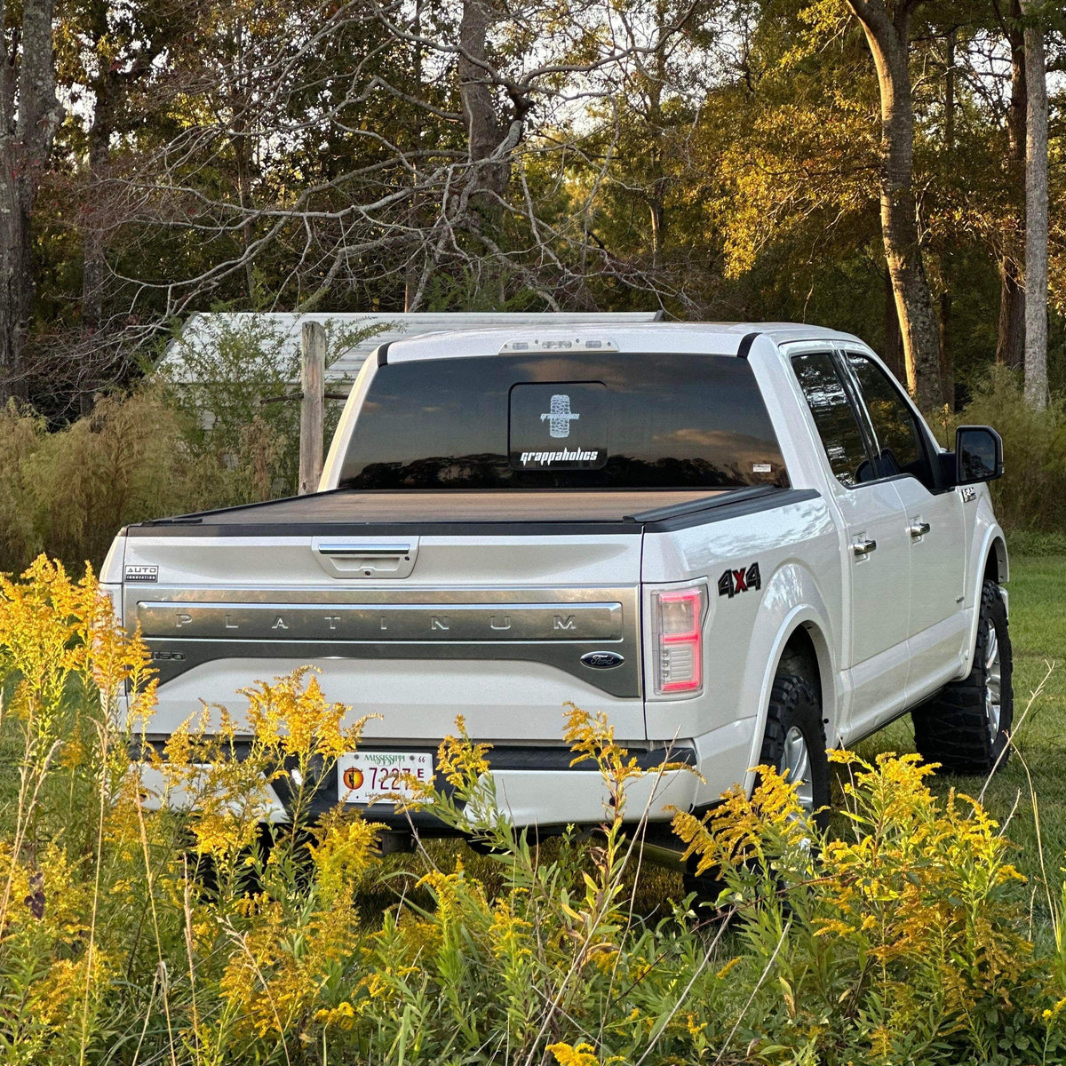 Mud Grapp Tread Logo 6x6in Clear Sticker – GRAPPAHOLICS